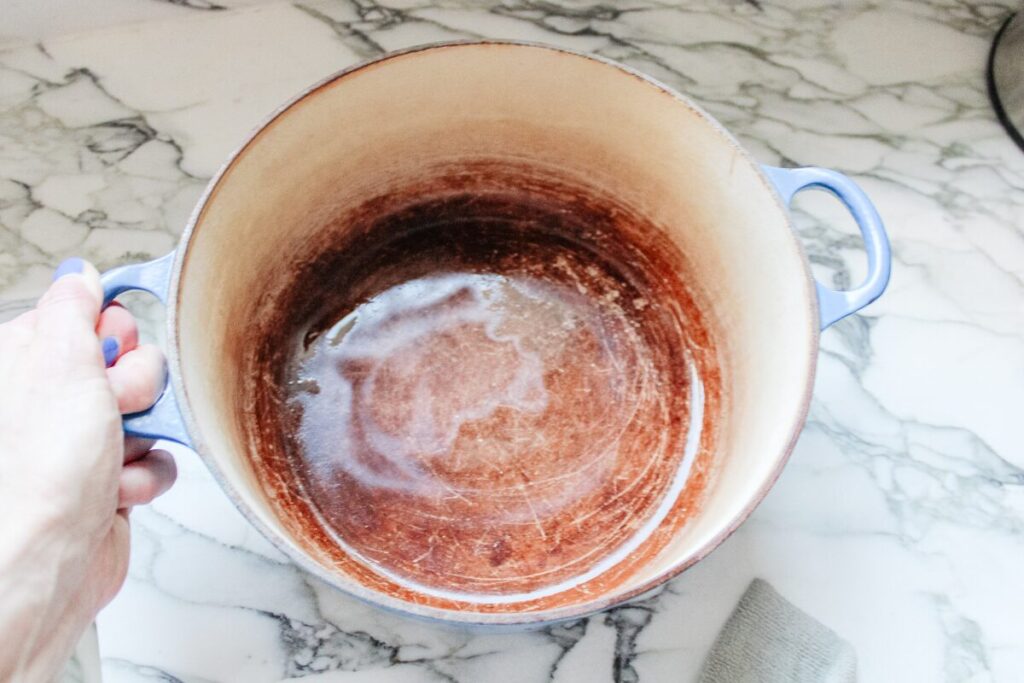 How to Clean Your Le Creuset Dutch Oven: Deep Cleaning Guide (With ...